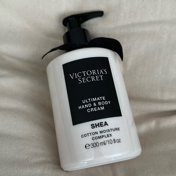 Victoria's Secret | Bath & Body | Nwt Victorias Secret Shea Cotton ...